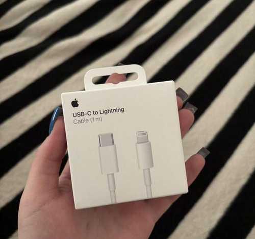 Кабель Apple USB Type C-Lightning 1m