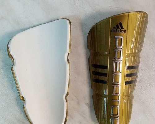 Для футбола Adidas Predator щитки футбольные Новые