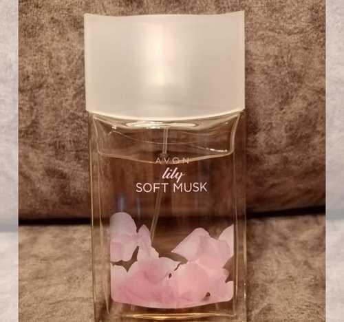 Женский аромат Lily Soft Musk от avon