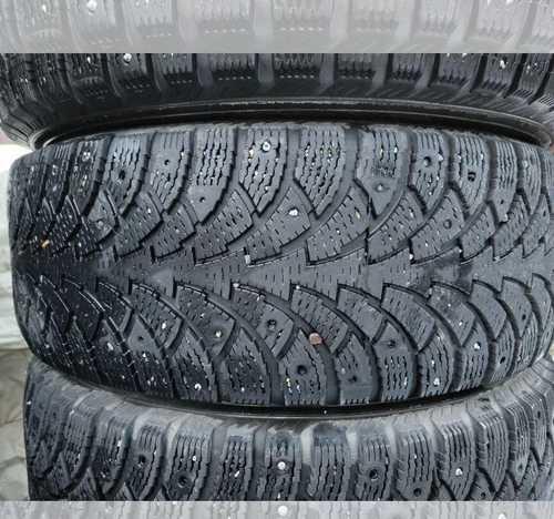 Nordman Nordman 4 215/65 R16