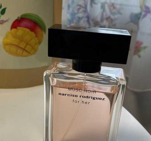 Narciso rodriguez for her musc noir