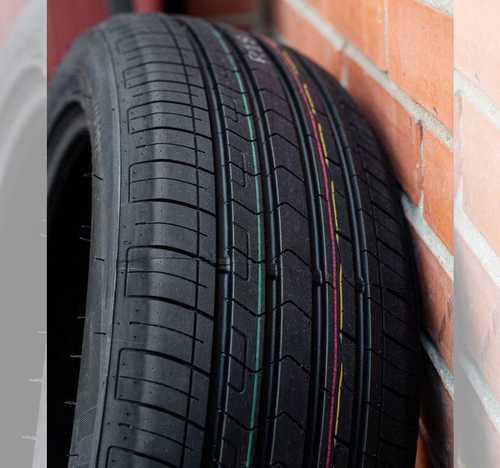 Zmax Zealion 235/50 R19 103W