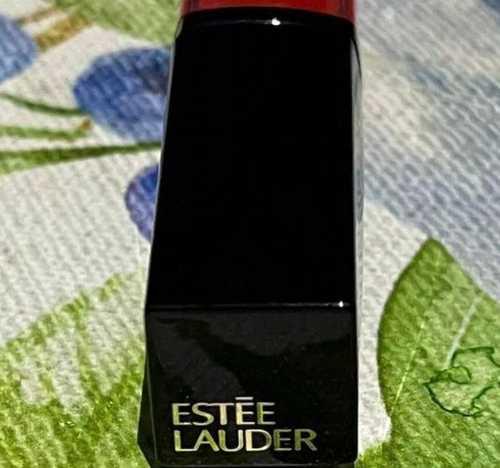 Блески для губ Estee Lauder Catrice