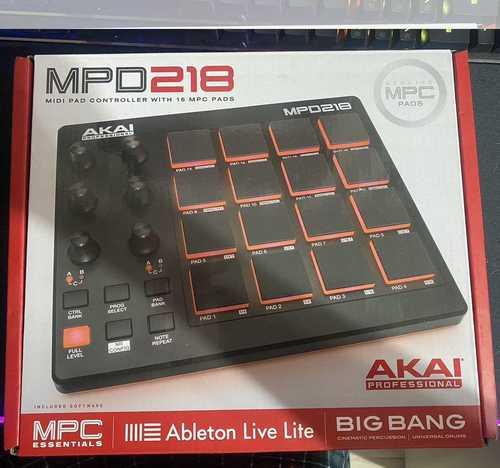 Midi контроллер Akai mpd 218