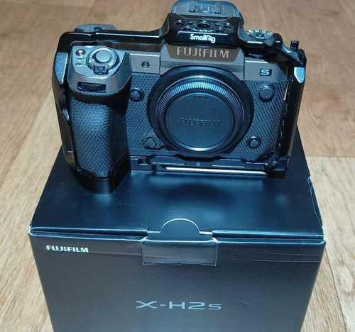 Продам фотоаппарат fujifilm X-H2 S body