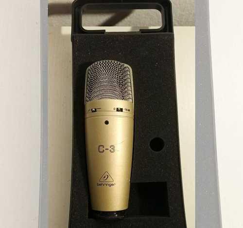 Behringer C-3