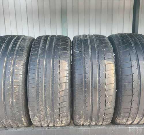 Triangle Sportex TSH11 235/40 R18 95Y