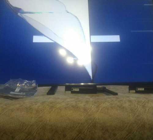 Телевизор Samsung 50" Crystal UHD BU8000 (брак)