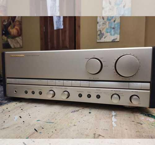 Усилитель Marantz PM 80