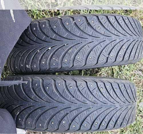 Sava Eskimo Stud 185/65 R15 88