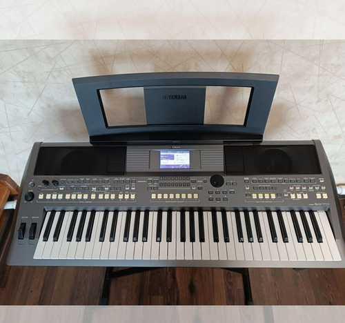 Синтезатор yamaha psr s670