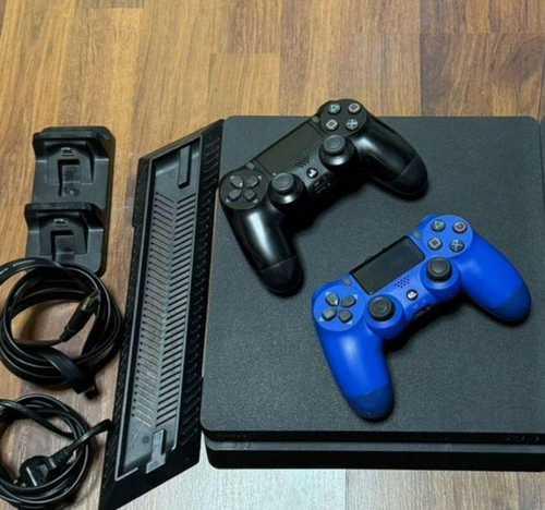 Sony playstation 4 slim