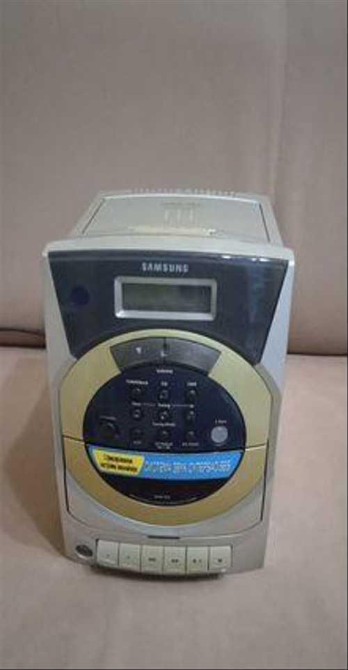 Музыкальный центр Samsung (aux.cd.fmрадио.кассета)