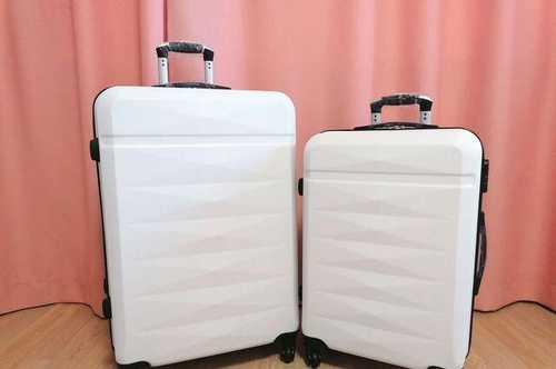 Чемодан на колёсах Travel Белый