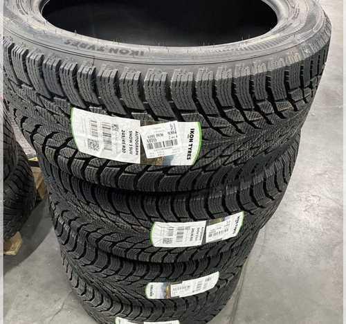 Ikon Tyres Autograph Snow 3 SUV 245/45 R20