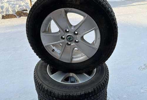 Winter Tact Snow + Ice 225/65 R16
