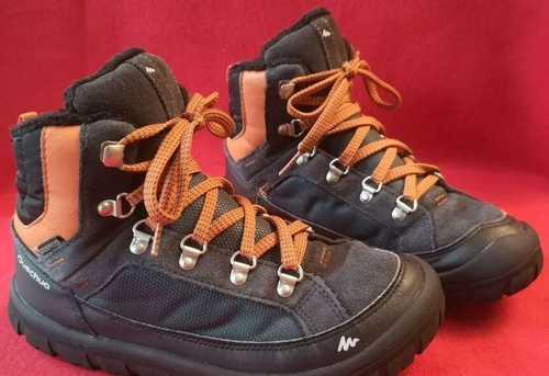 Зимние ботинки с мембраной Quechua SH500