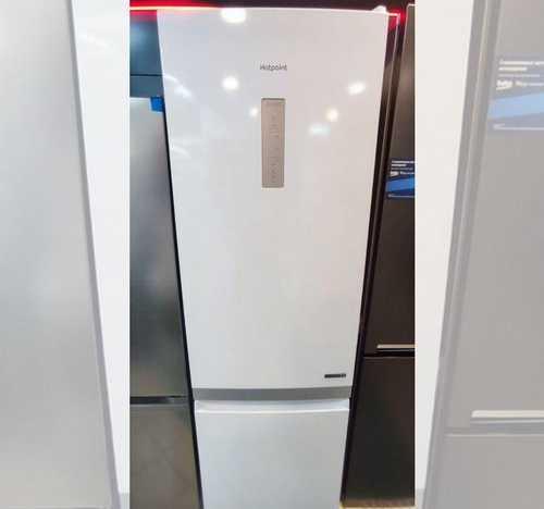 Новый холодильник Hotpoint HT 8202I W NoFrost