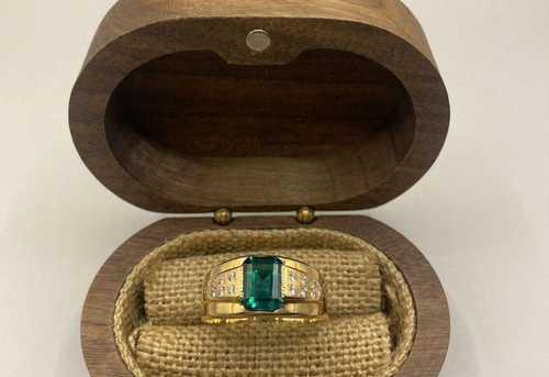 Новое золотое кольцо с Изумрудом 585 пробы 4,59 гр