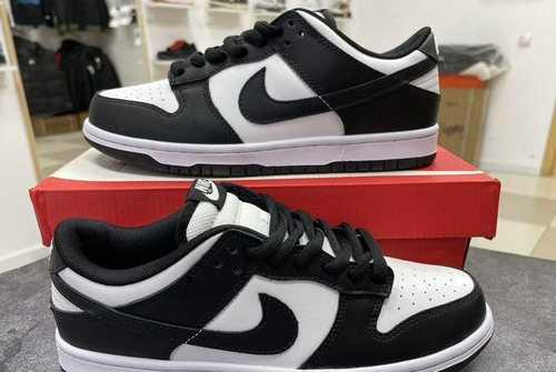 Nike sb dunk low panda