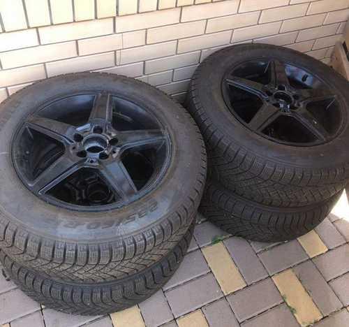 Pirelli Ice Zero 235/60 R17 106H