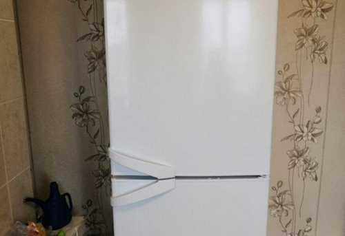 Холодильник на запчасти (не работает)