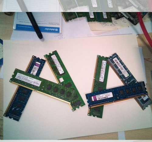 2GB DDR3 много разных планок