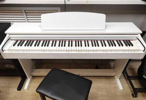 Цифровое пианино новое на гарантии
