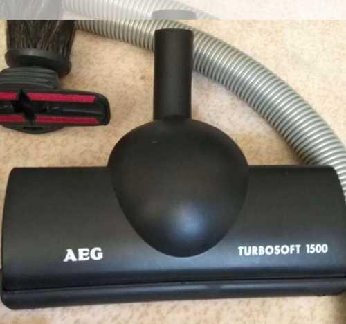 AEG Turbosoft 1500 турбощетка