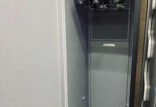 Паровой шкаф для ухода за одеждой Samsung