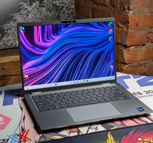 Dell Latitude i7-13/ 2k-touch/ 32DDR5