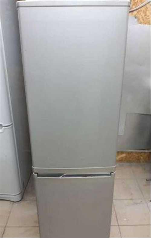 Холодильник Samsung узкий 45см