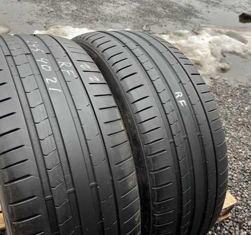 Pirelli P Zero PZ4 245/40 R21