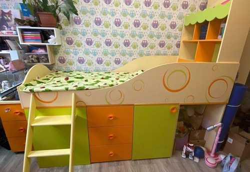 Детская кровать чердак и шкафы