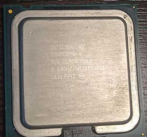 Процессор Intel Pentium D915 на 775 сокет (2х2.8)