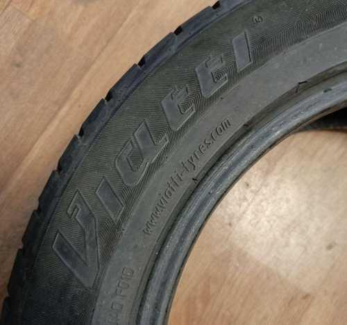 Viatti Strada Asimmetrico 205/55 R16