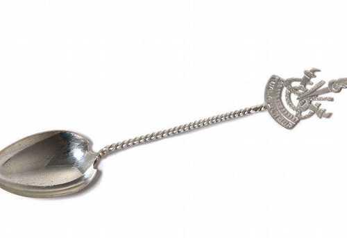 Серебряная сувенирная кофейная ложка "Куала-Лумпур