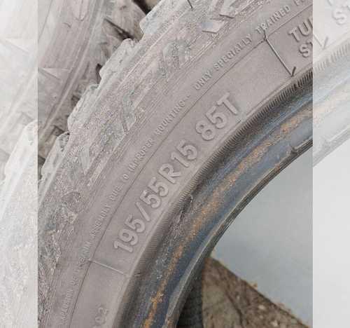 Nitto Therma Spike 195/55 R15 85T