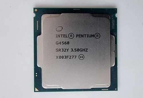 Продам процессор Intel Pentium G4560 с кулером