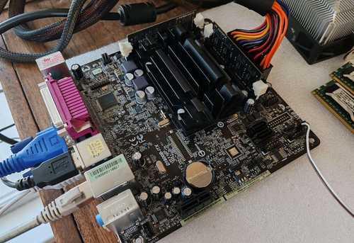 Asrock d1800b itx + 4гб