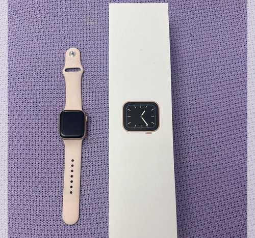 Часы Apple watch se 40 mm