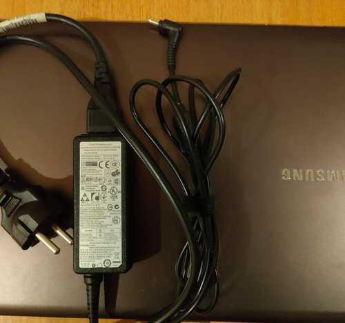 Нетбук Samsung np530u3c