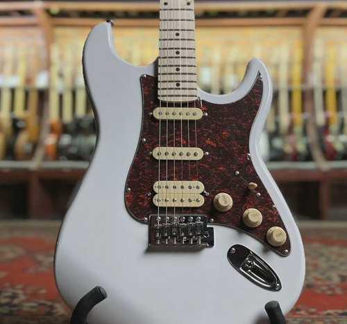 Электрогитара DeMarco dmsest250 Stratocaster HSS W