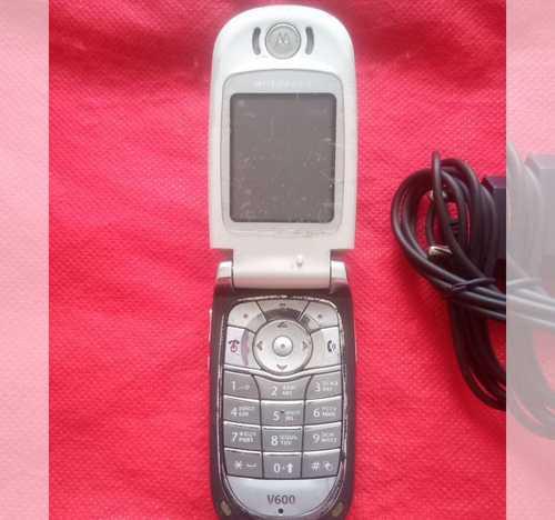 Motorola V600