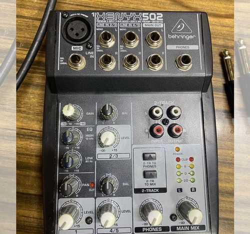 Микшерный пульт behringer xenyx 502 без бп