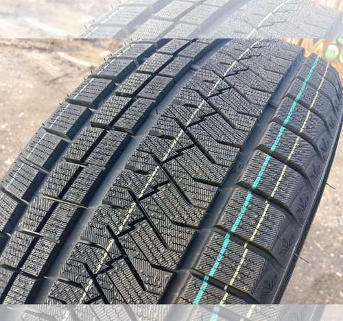 Triangle PL02 225/55 R18 102V