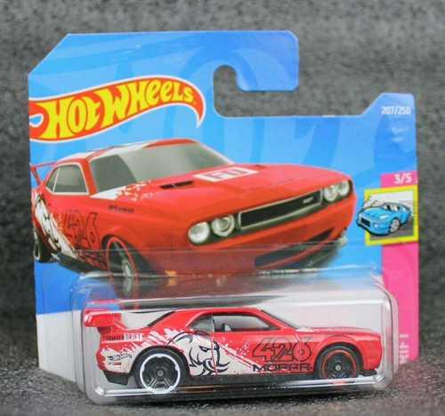 Hot Wheels Dodger Challenger Drift car