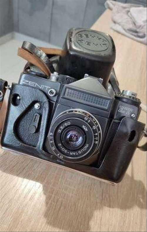 Плёночный фотоаппарат Zenit ET