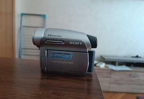 Видеокамера Sony Handycam DCR-HC96E