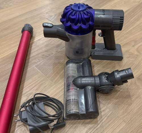 Пылесос dyson v8
